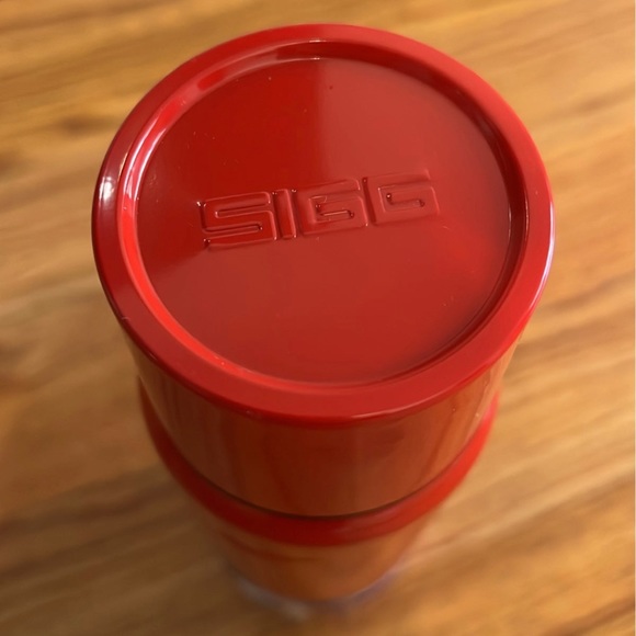 Supreme | Dining | Supreme Sigg Vacuuminsulated Flask | Poshmark